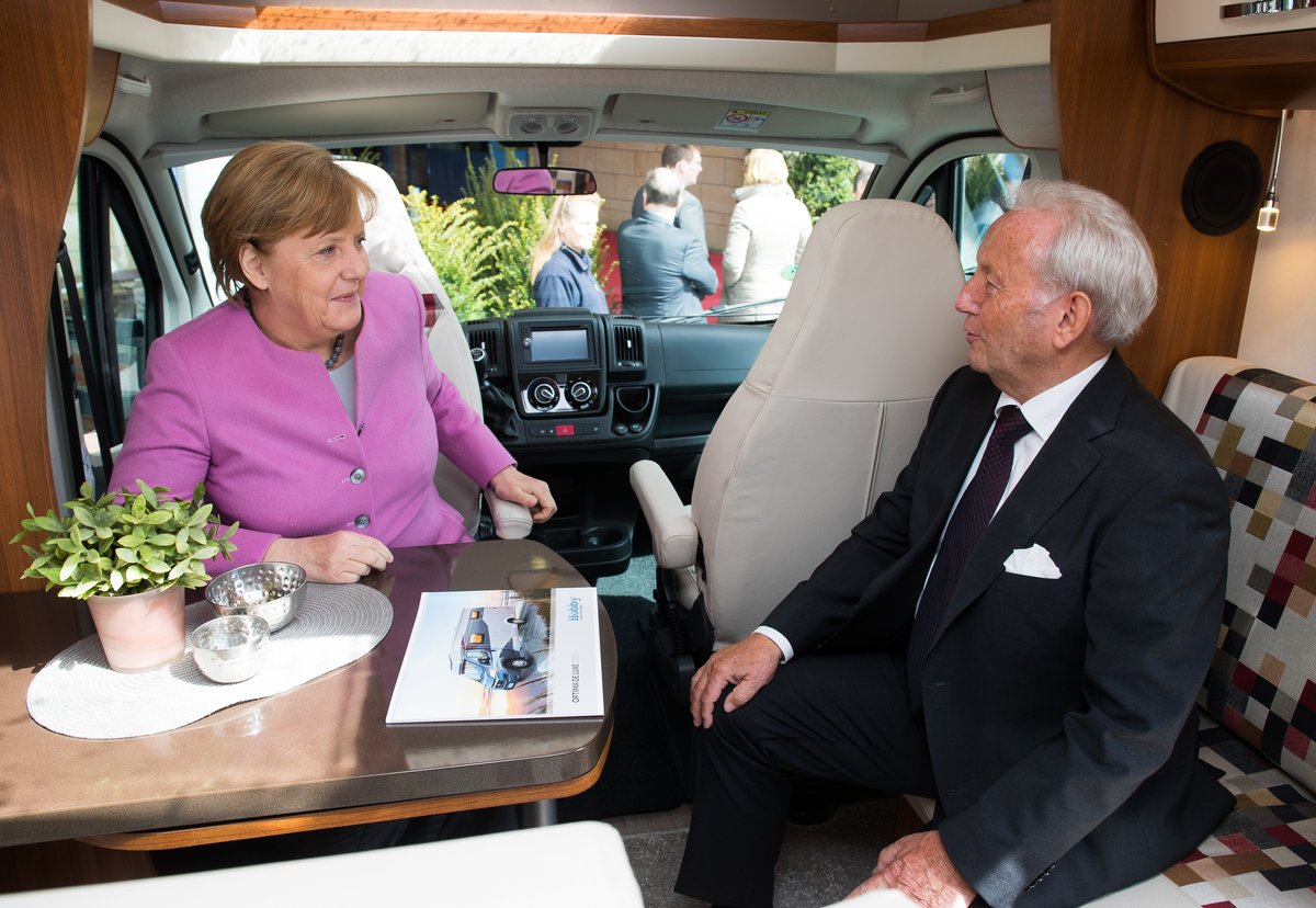 Bundeskanzlerin Angela Merkel besucht Hobby in Fockbek